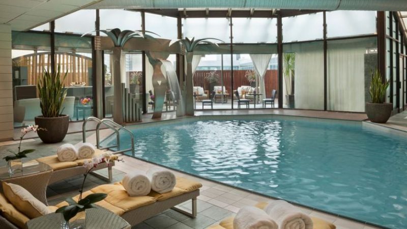 32 Romantic Hotels with Jacuzzi in room in Toronto ️ 2026