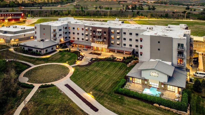 23 Best Kansas City Hotels with Jacuzzi in Room ( 2026 Edition)
