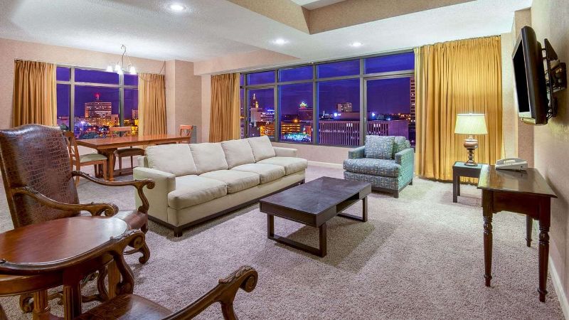 THE 10 BEST Hotels with Jacuzzi in Room in Topeka ️ 2026