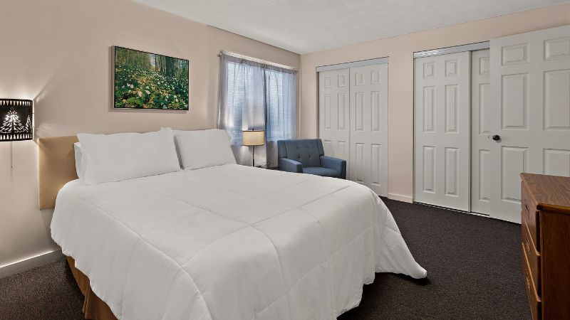 THE 23 BEST Traverse City Hotels with Jacuzzi in Room (2026 Edition)