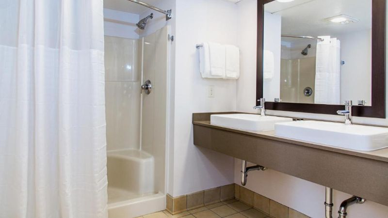 THE 20 BEST Brookfield, WI Hotels with Jacuzzi in Room in 2026