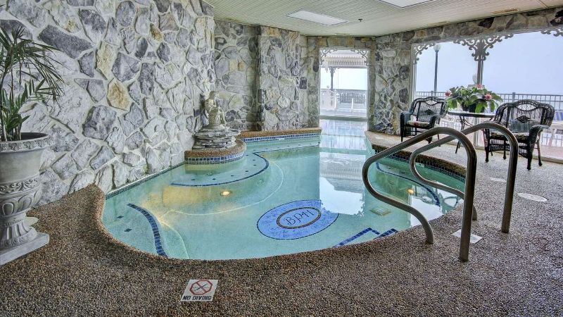 THE BEST US Oceanfront Hotels with Jacuzzi in Room (2026 Edition)