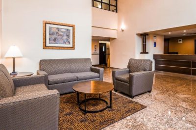 30 Romantic Hotels In Dallas With Jacuzzi In Room ️ 2023