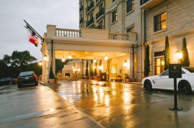 Austin Hotels with Jacuzzi in Room ️ Top Romantic Getaways