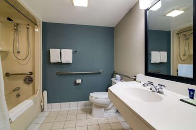 12 Best Hotels with Jacuzzi in Room in Manchester, NH ️